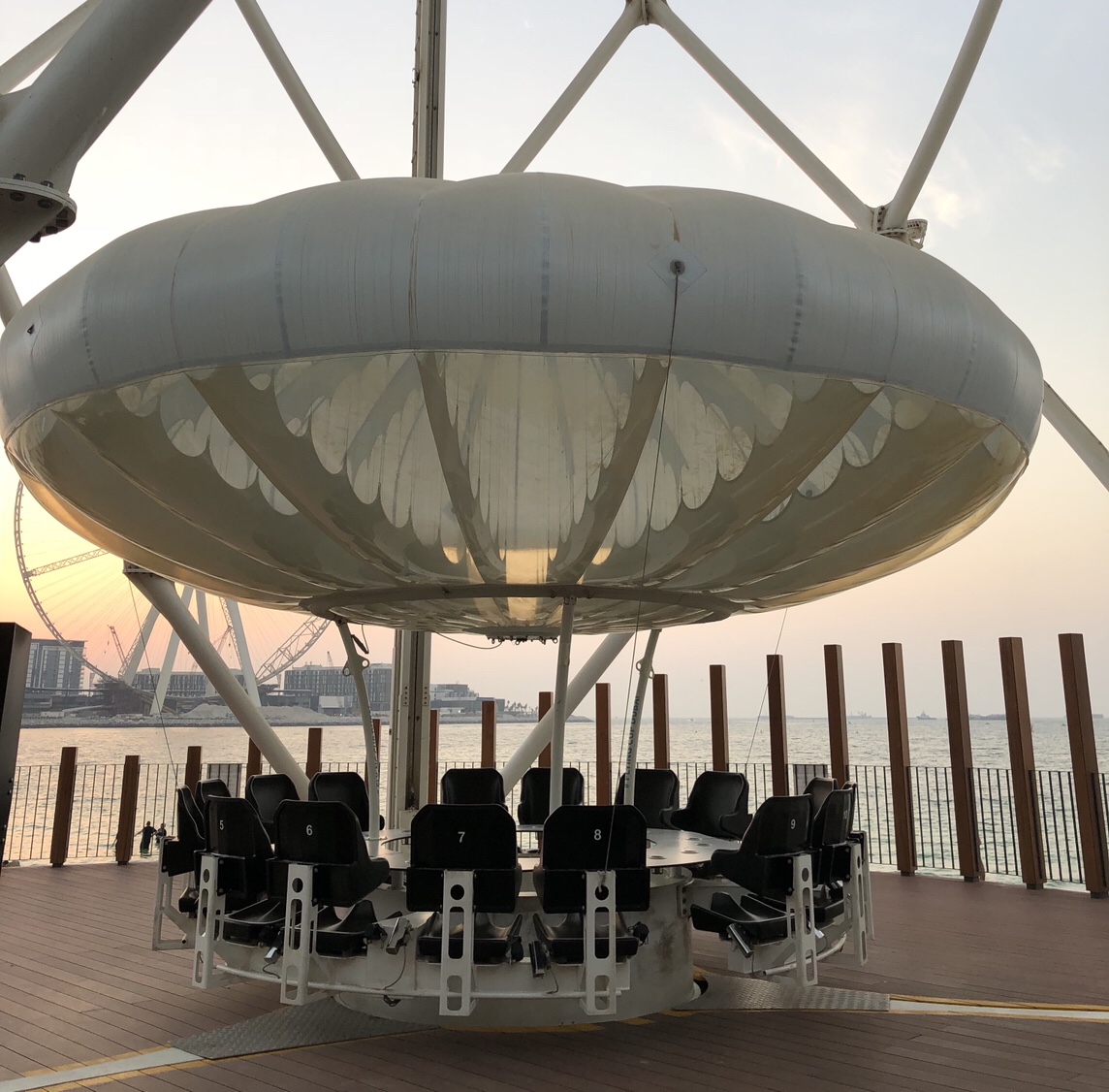 Flying Cup Dubai - Enjoy Ultimate Dining Experience